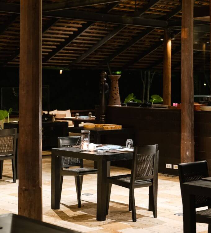 MYTH RESTAURANT - Kirimaya